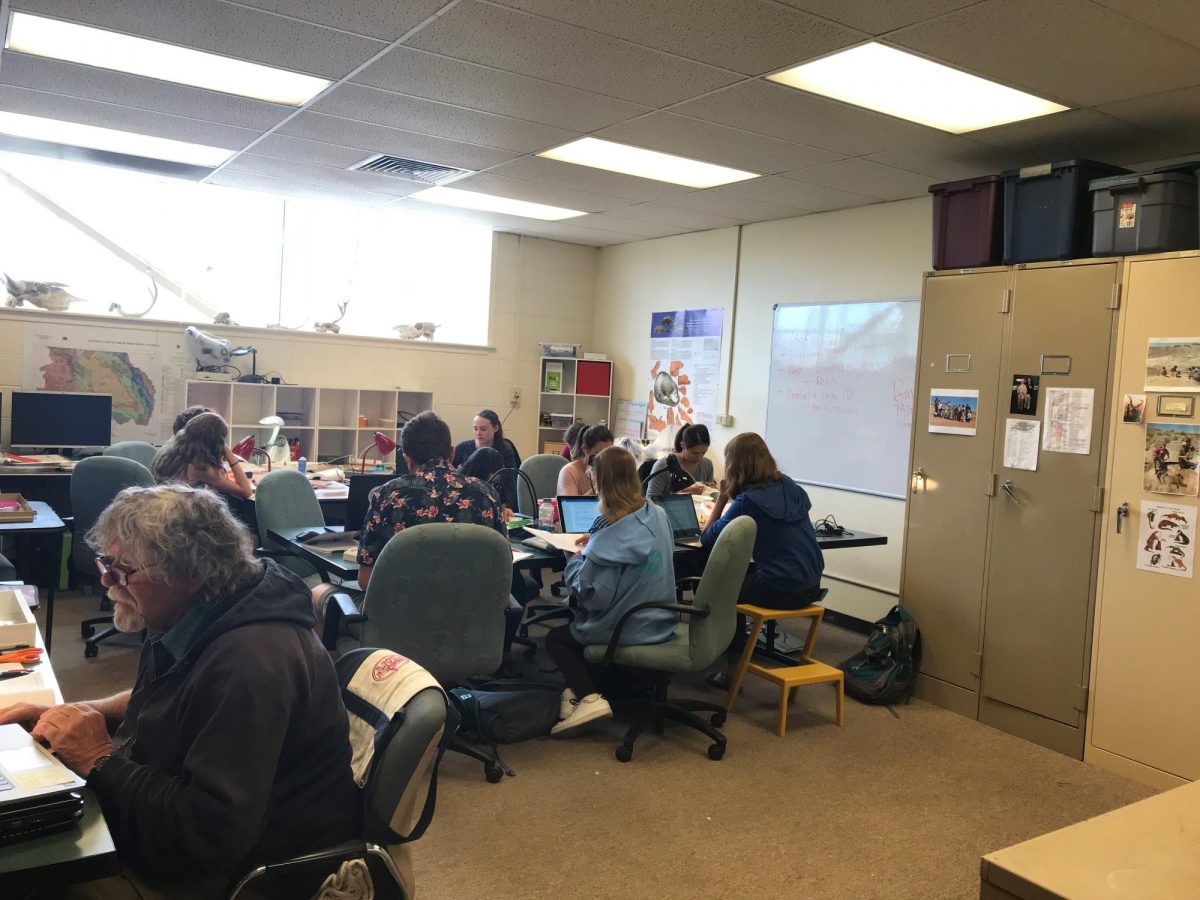 paleontology-field-school-lab-classroom - College of Liberal Arts ...